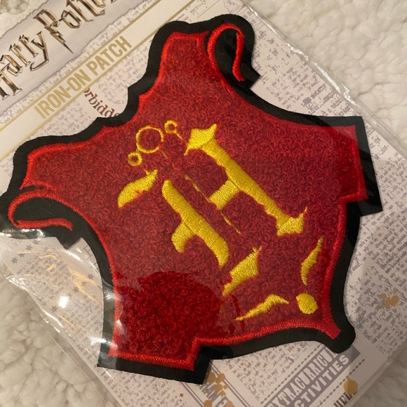 Bioworld | Accessories | Nwt Harry Potter Ironon Patch | Poshmark